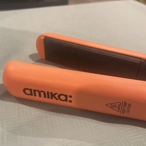 amika | Hair | New Amika Ceramic Stylingflat Iron Tool | Poshmark